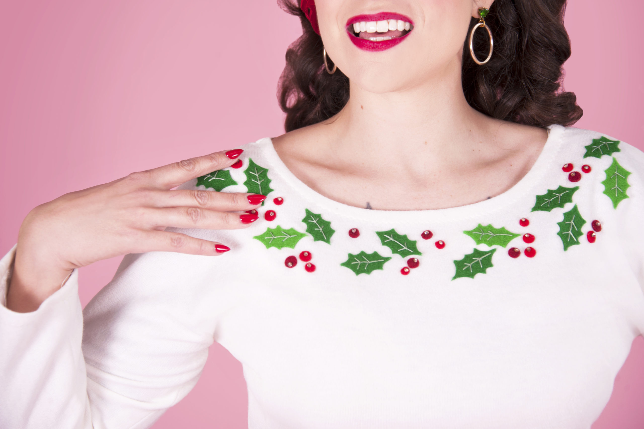 Charm Christmas: Holly Applique Tutorial! - Charm Patterns